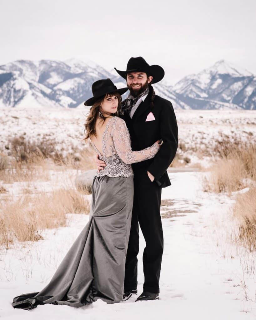 February - Winter wedding dress bestfamilyparty.com