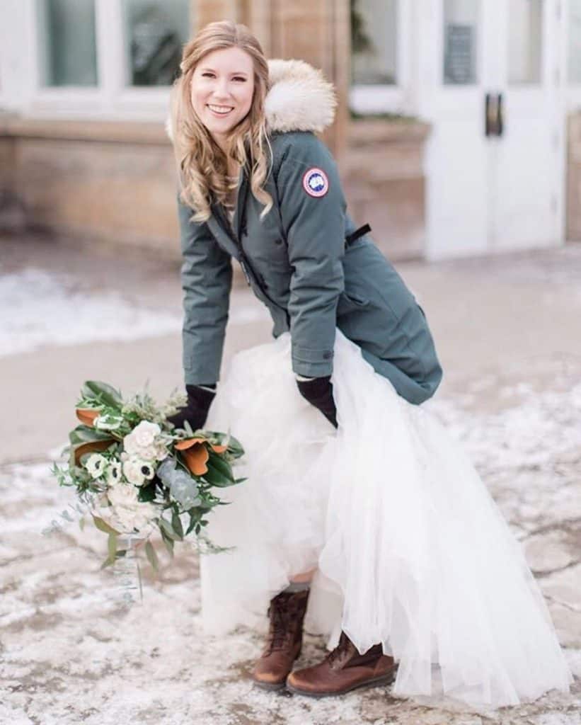 February - Winter wedding dress bestfamilyparty.com